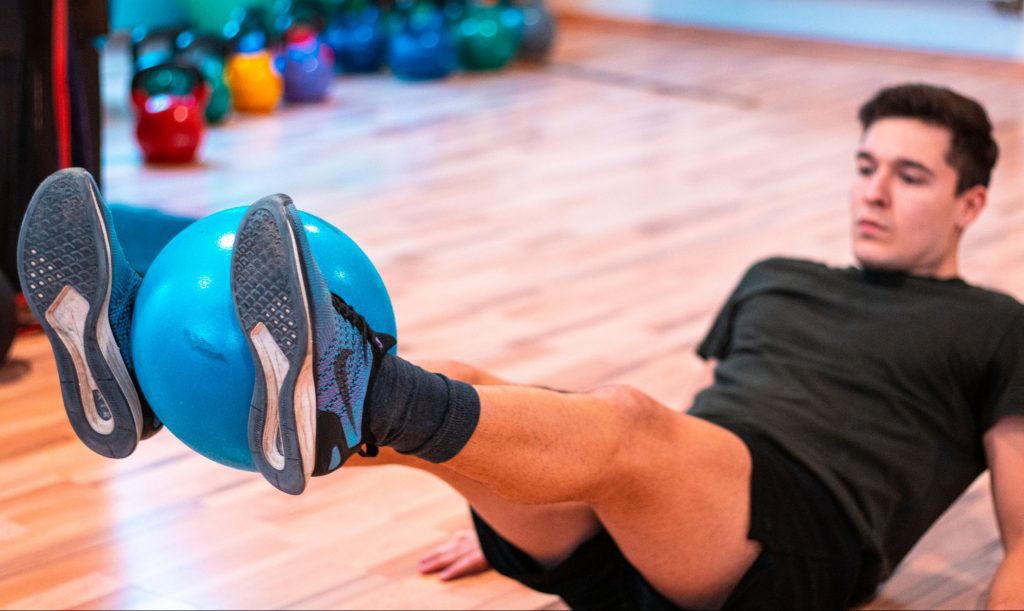 6 Posterior Chain Exercises: Deadlifts, Back Strength & Benefits ...