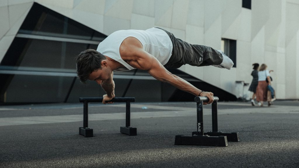 Top 4 Calisthenics Tips To Improve Performance | Vitalscend